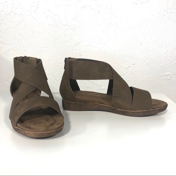Pierre Dumas | Shoes | Pierre Dumas Kori Taupe Low Wedge Sandals | Poshmark